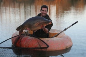 Carp fishing & pumpkins! 🎣
