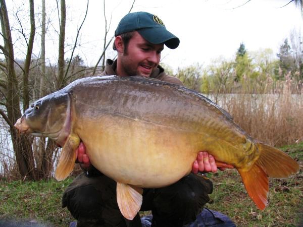 Jack has the Big Linear carp at 43.02 from Molyneux - Angling Lines Blog 🎣