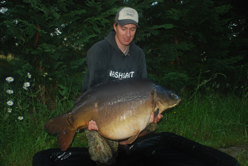 2 x 60lb+ Carp for Laroussi Anglers - Angling Lines Blog 🎣