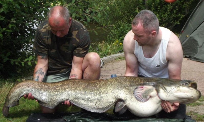 Carp Fishing in France – Villefond July Review - Angling Lines Blog 🎣