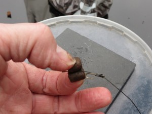 How to use the Elips Pellet for Barbel Fishing - Angling Lines Blog 🎣