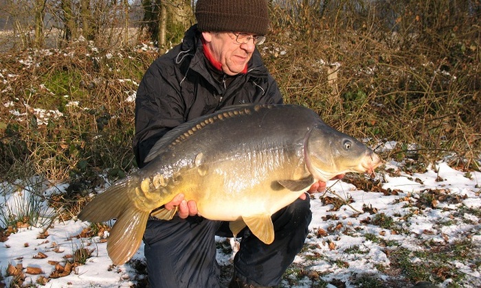 Winter Carp Fishing Baits & Expert Tactics - Angling Lines Blog 🎣