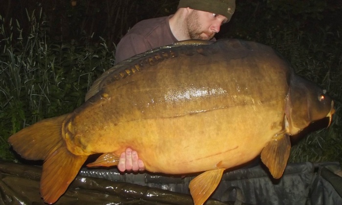 Catching a Villefond 60lb+ Carp | Angling Lines Blog