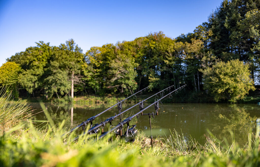 10 Best Small Exclusive Carp Lakes in France For 2/3 Anglers