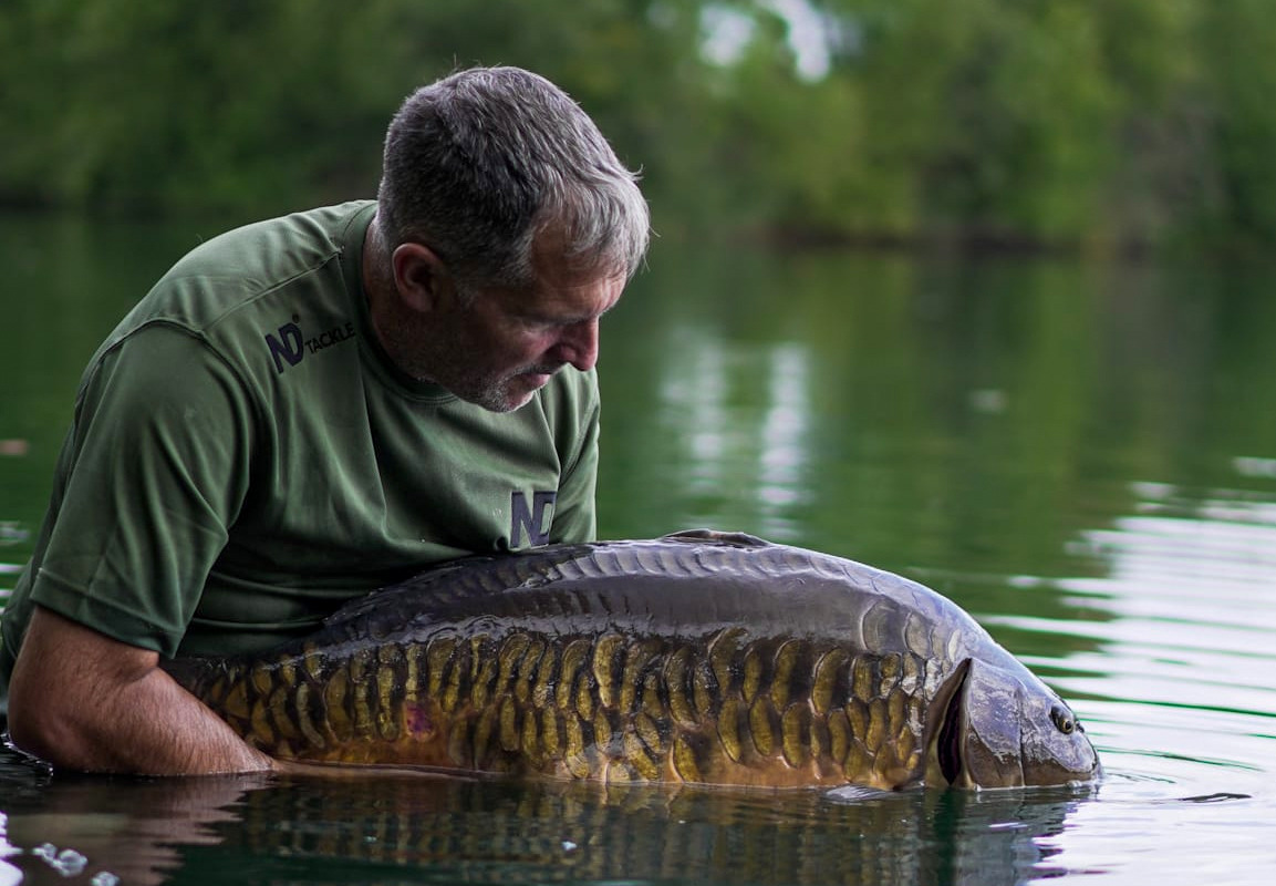 Carp fishing in France at Laroussi | Facilities